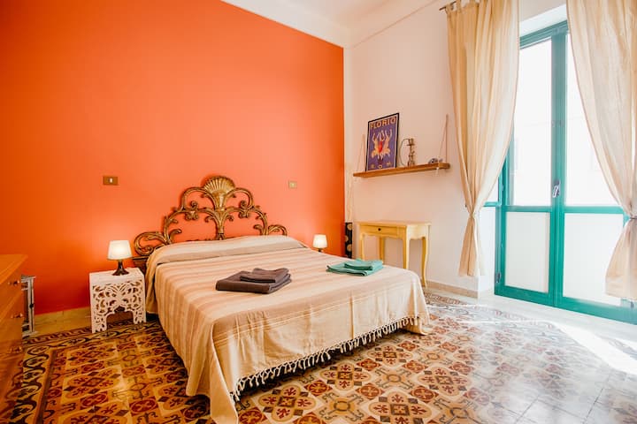Between The Center And The Station Apartment X6 - Trapani