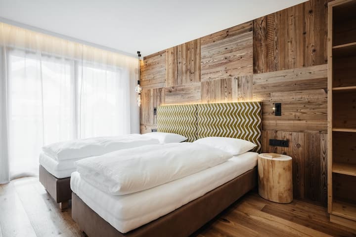 203, Cir, Room With Balcony - Canazei