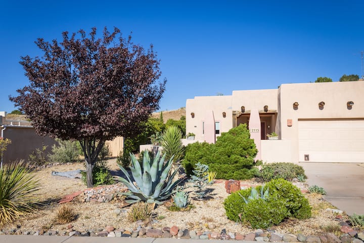 Modern Adobe Close To Downtown - Silver City, NM
