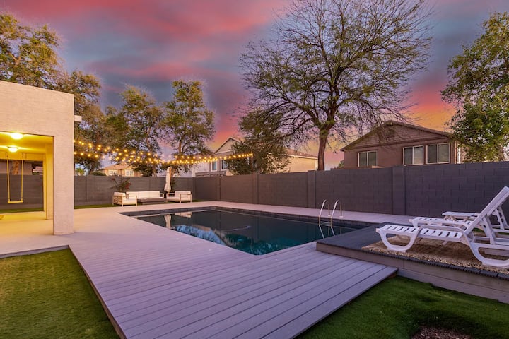 Esplanade Experience | Pool | Bbq Grill  | Modern - Gilbert, AZ