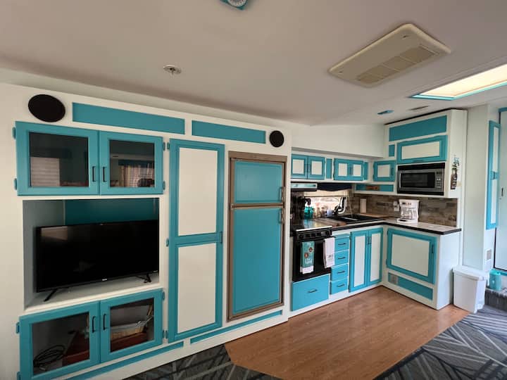 Ocean & Beach Front Bliss! - Parksville