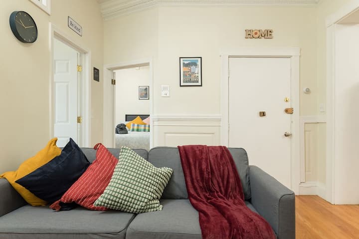 Walk To T! 1st Floor - 2 Beds / 1 Bath - Location! - Boston, MA