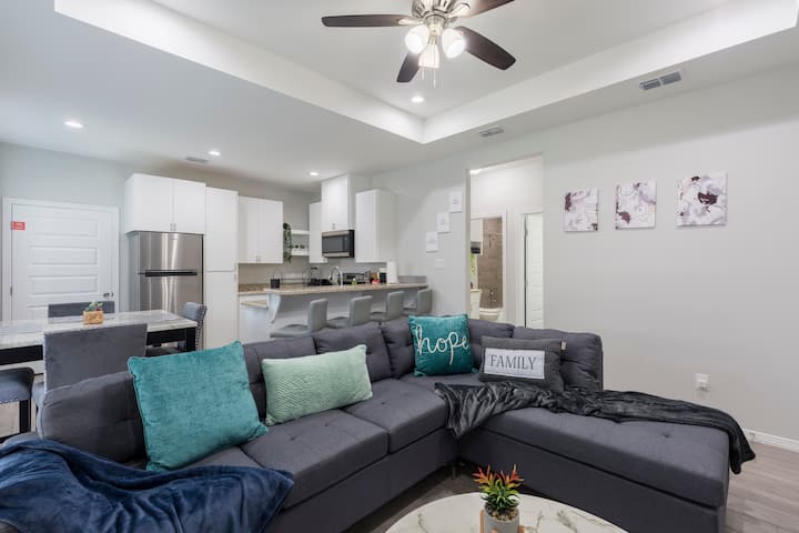 Apt.#1 Modern New 2bed 2bath - Pharr, TX