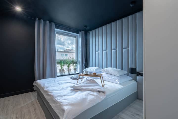 Modern Black Spot - Poznań