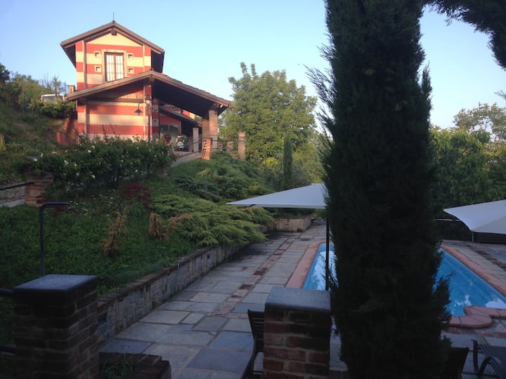 Appartamento Con Piscina Alba - Alba