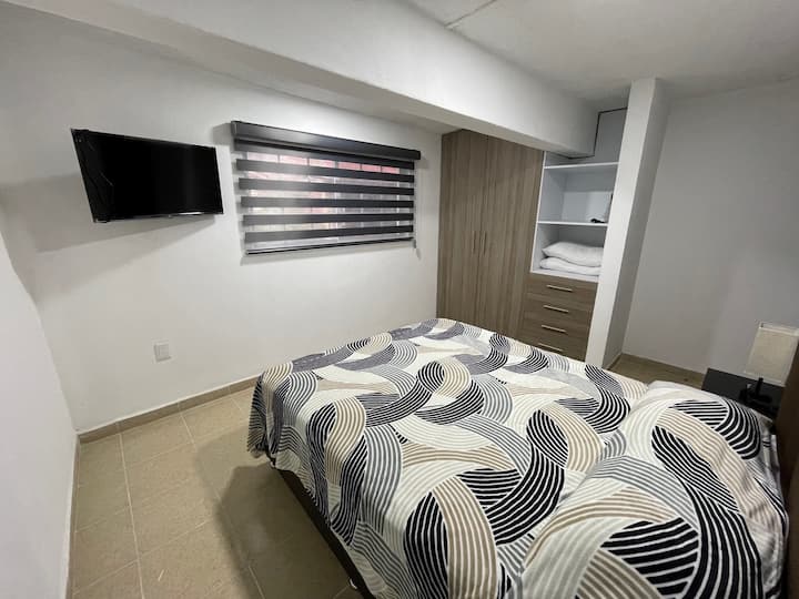 Depa Nuevo #2 Con Rooftop, Cama Qs, Super Ubicado - León