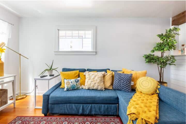 Charming Home In Northgate | Private Backyard Upd - Seattle