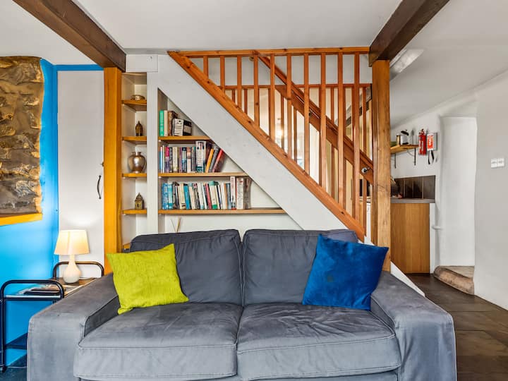 Quaint Cottage Retreat In Charming Ulverston - Ulverston
