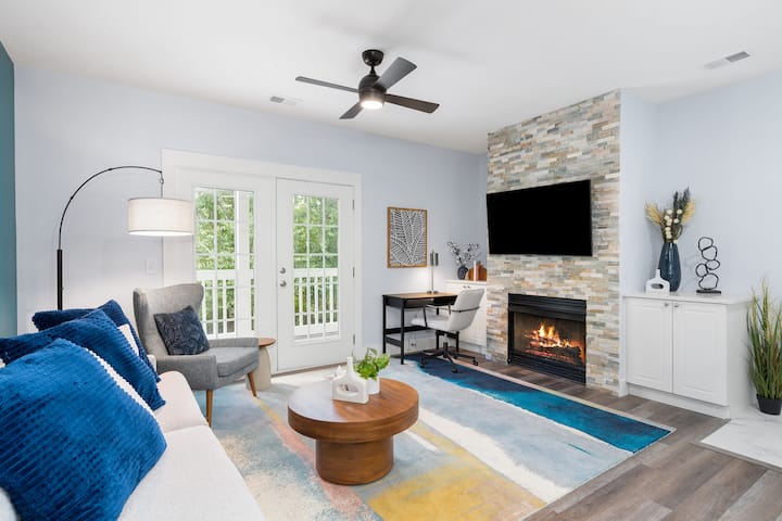 Chic Luxury Haven Apartment - Greenville