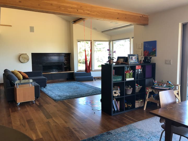 Fab Views In A Luxury Room - Port Townsend, WA