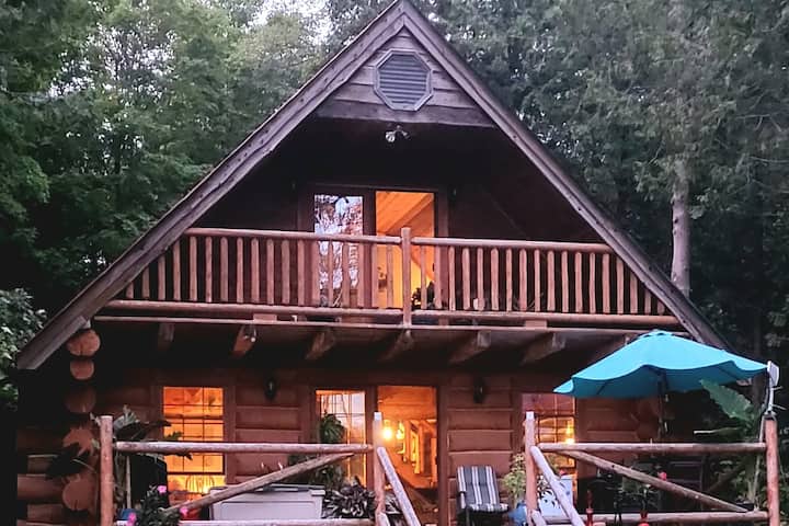 Cabin On The Crowe - Ontario