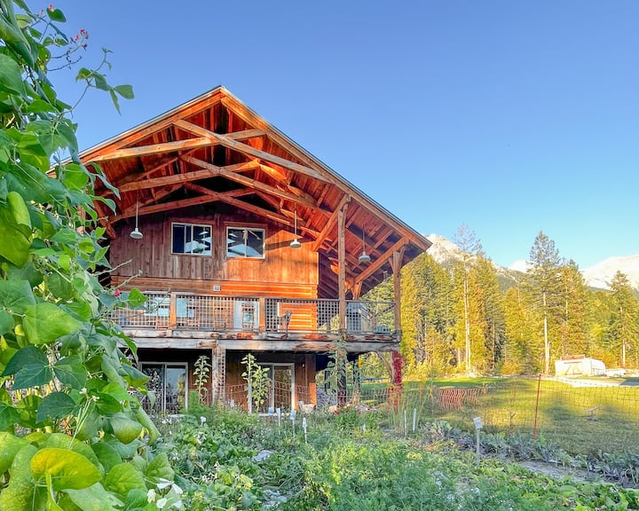 Dovetail Notch Log Cabin Retreat (Private Hot Tub) - Yoho National Park Of Canada