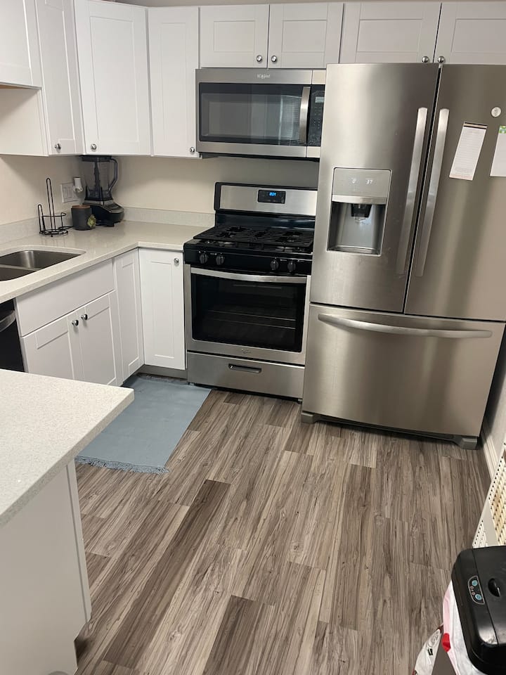 Cozy Clean Apartment - Lehi, UT