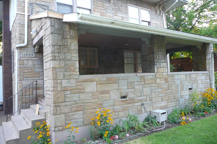 3 C's: Comfortable, Cozy, Close - South Bend, IN