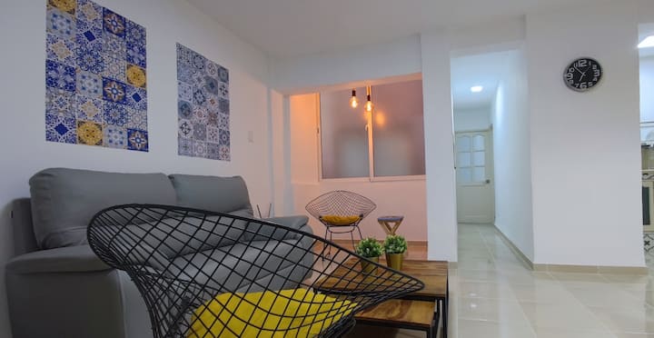 Casa Alara (Wi-fi & Mobile Phone Free) - Havana