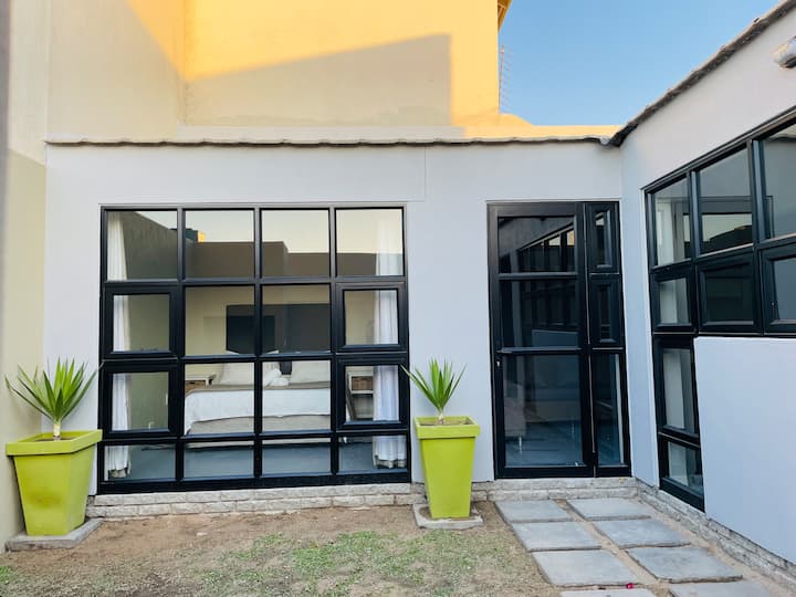 The Cabin - Apartment 2 - Swakopmund