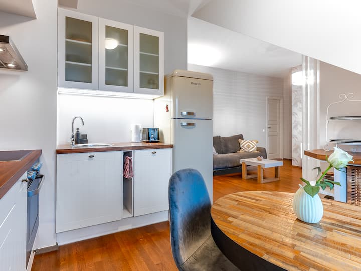 Top Floor Apartment With A Balcony In Kalamaja - Tallinn