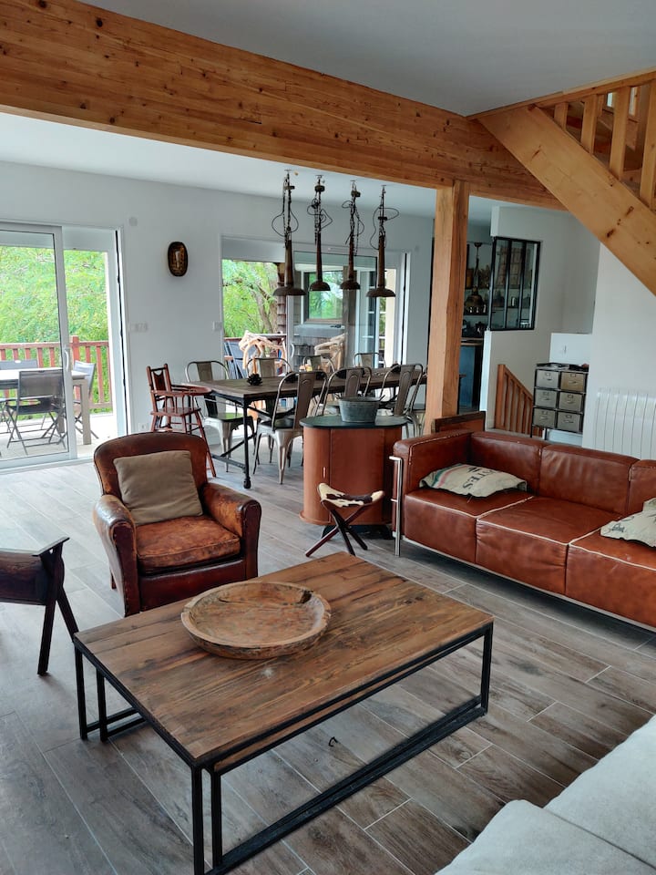 Mid-levels,grande Maison Avec Grand Jardin Vue Mer - Deauville