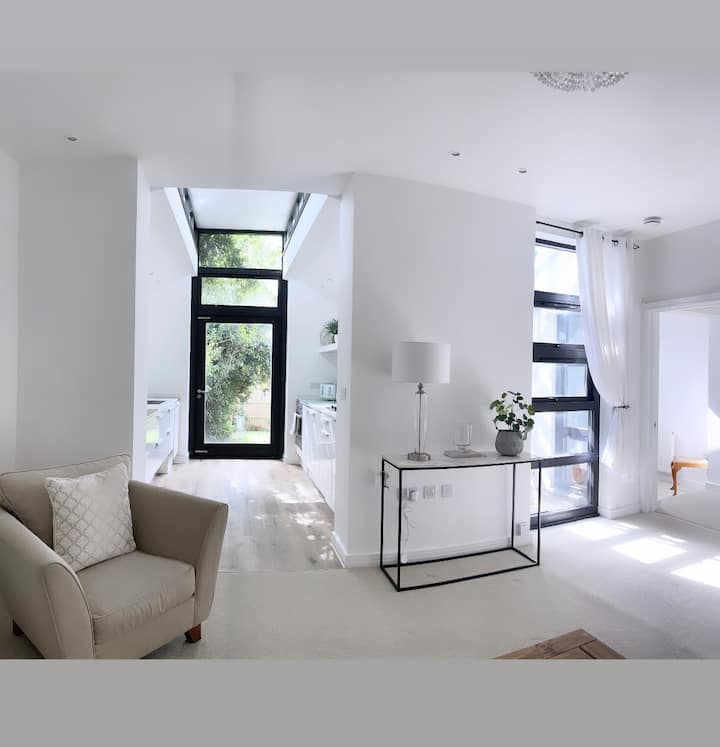 Luxury Parkside Ground Flr Flat. Freeparking/patio - Cardiff
