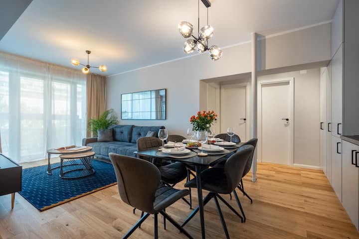 Bright & Calm | 2br | Top Location - ブカレスト