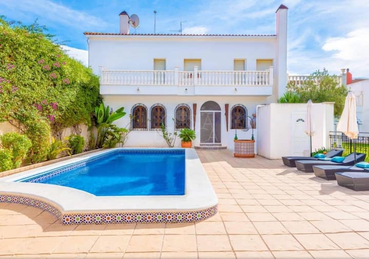 Welcome To Our Unique Art Mansion. - Costa Blanca