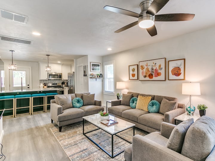 Beautiful Brookhaven Cabin- Updated And Renovated - Oklahoma City, OK