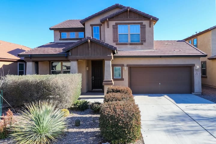 Location Location! 4br Home. Golf, Shops, Dine. - Marana, AZ
