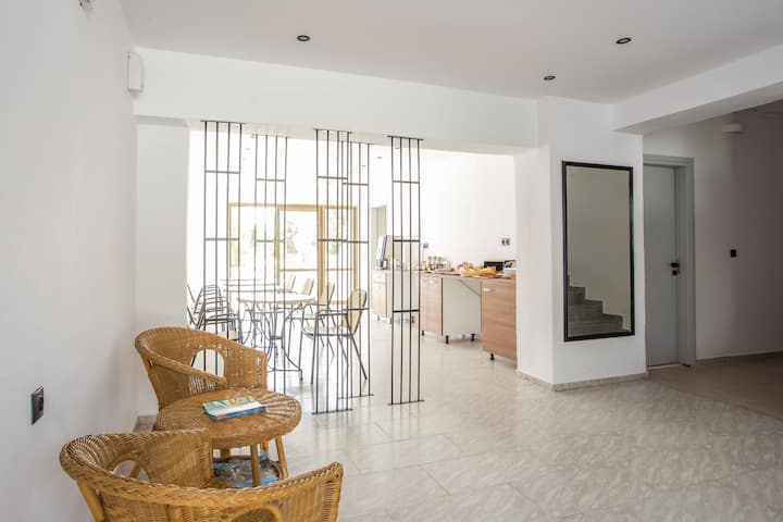 Nikos Bnb Comfort - Faliraki