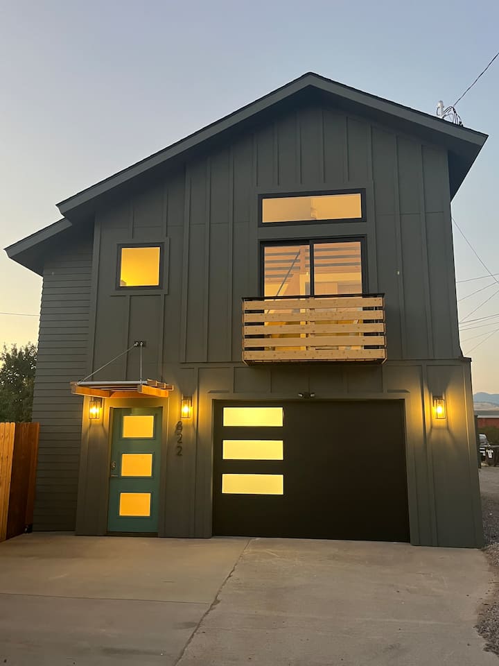 The Stay Over
Alley House - Missoula, MT