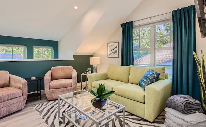 New Chic Retreat Guest House In Platt Park! - Denver, CO