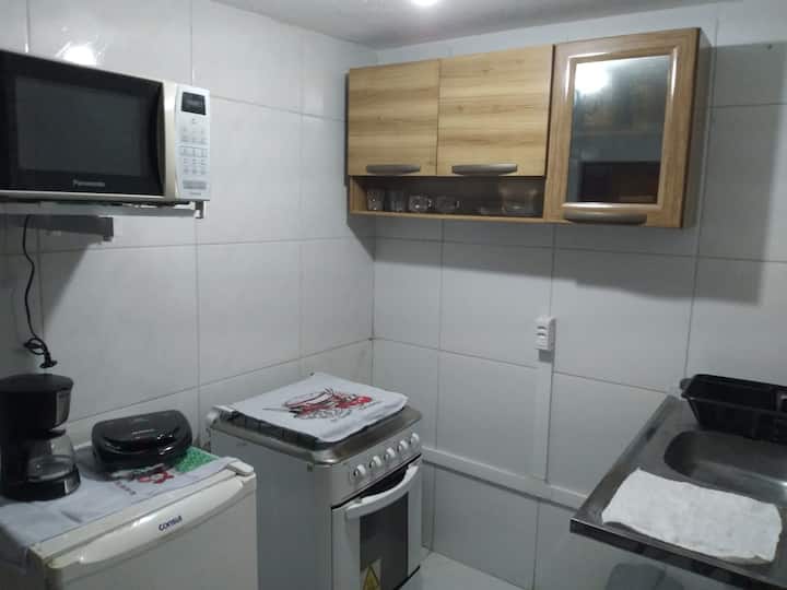 Quitinete 500, Excelente Localização - Fortaleza