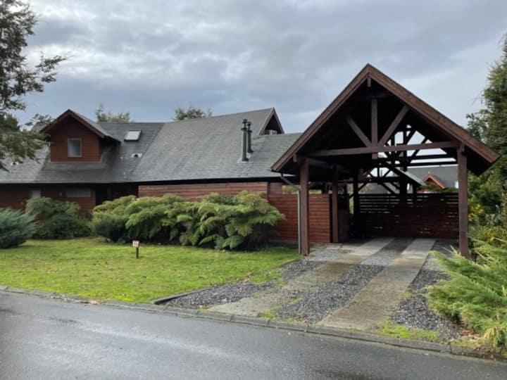 Acogedora Casa En La Puntilla, Villarrica - Villarrica