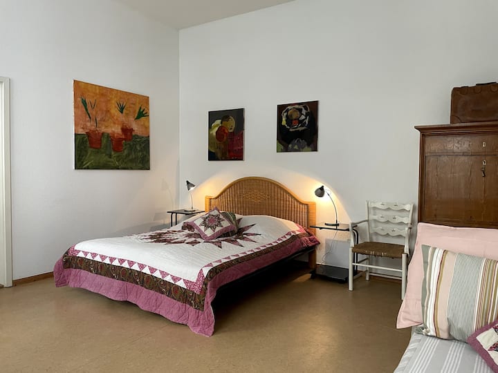 Zimmer In Einer Kreuzberg-villa - Berlin