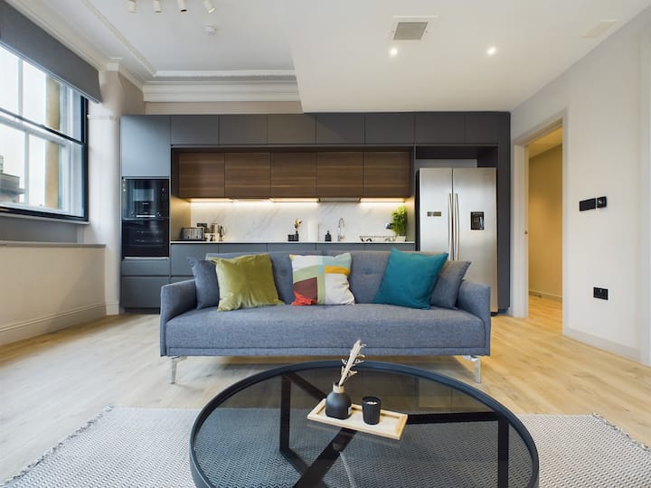 Unique | Spacious City Centre Apartment - Manchester