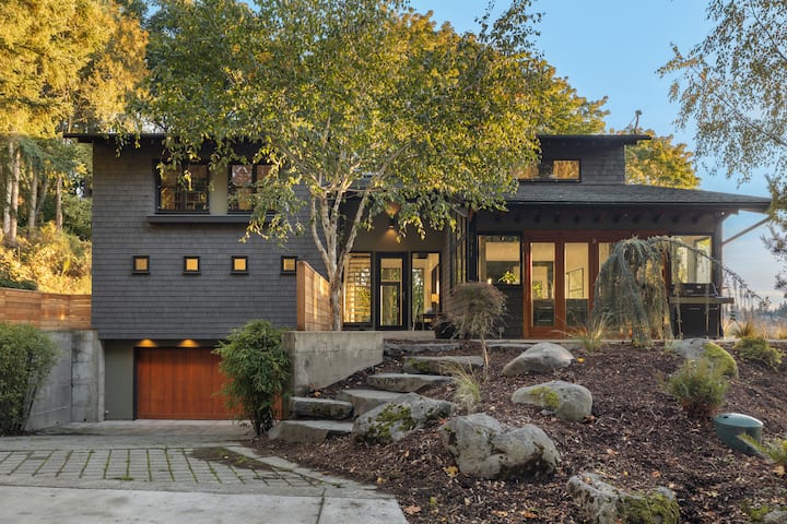 Charming Getaway In Gig Harbor - Gig Harbor, WA