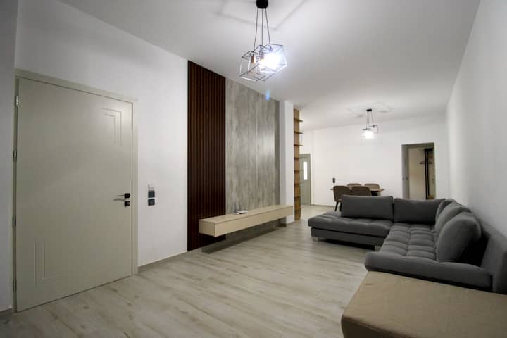 Luxury One Bedroom Ap With Pool - Ksamil