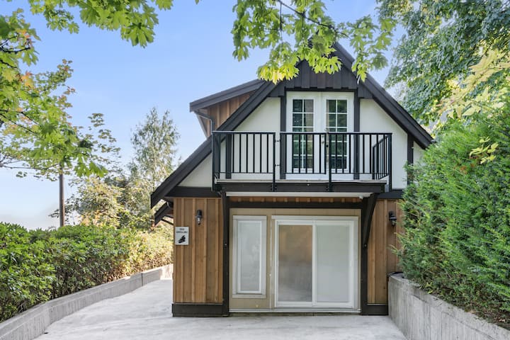 Private Mountainside Home. - Chilliwack