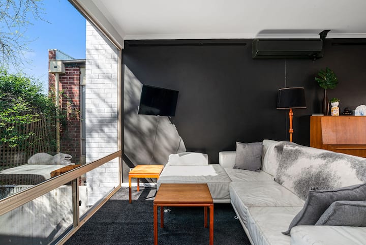 Halifax Muse Pet Friendly Townhouse - Unley