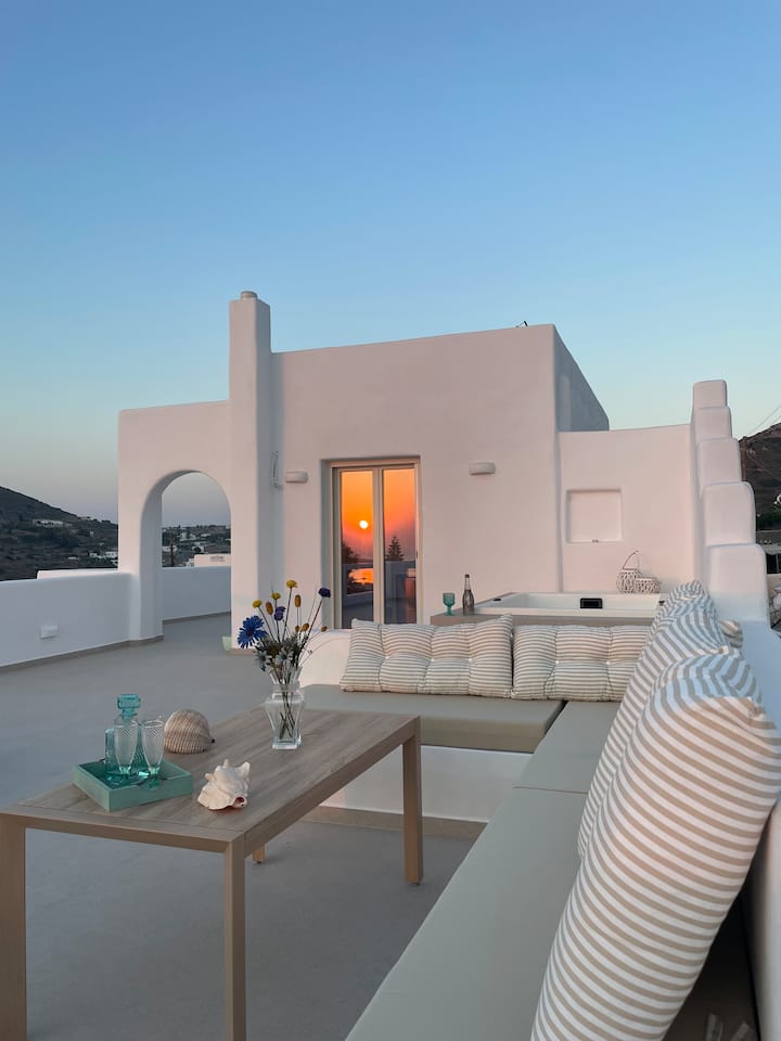 Th.èrοs - Sunset View Apartment. - Paros