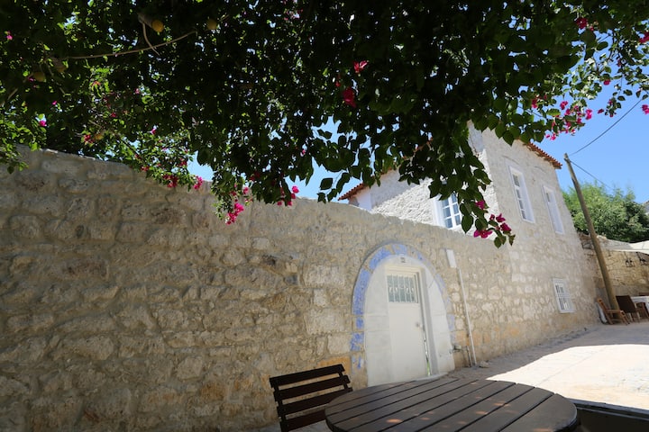 Rum Evi - Alaçatı Köy İçI - Alaçatı