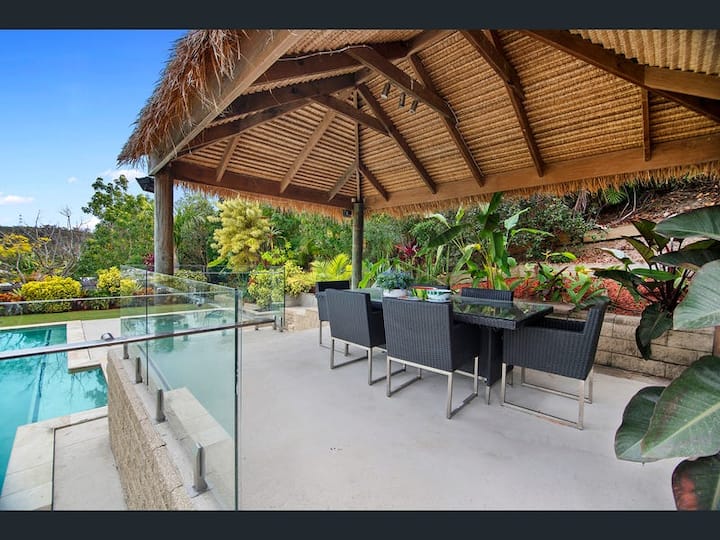 Labrador Vacation Rentals with a Pool - Queensland, Australia | Airbnb