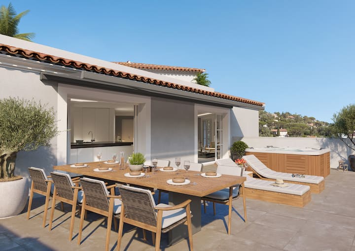 Appartement En Coeur De Ville Avec Terrasse - Sainte-Maxime