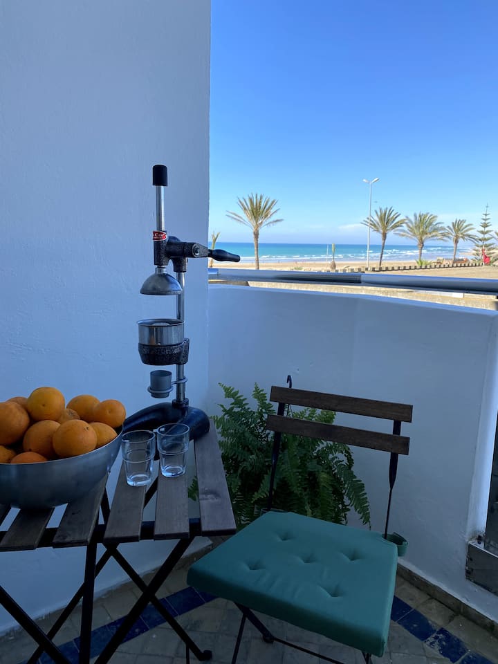 Cozy Oceanfront Getaway - Asilah
