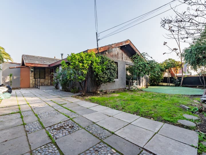 Cómoda Casa A Pasos Del Metro - Santiago