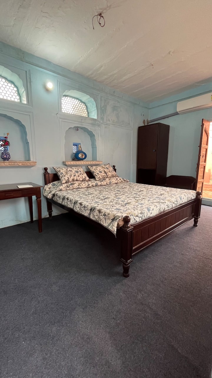 Aluda Haveli - Blue Room - Jaipur