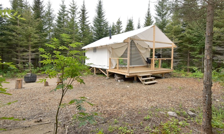 Asche: Prêt à Camper Charlevoix! - La Malbaie