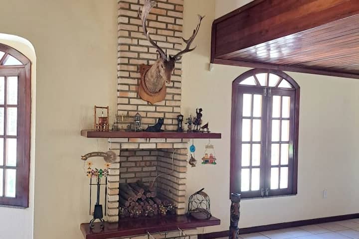 Casa Grande Frio Conforto Açude Churrasqueira - Ceará