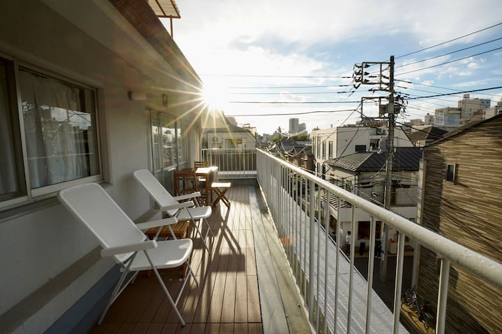 暮。新宿 Shinjuku Stay Sawa - Corner Terrace 3 Bedroom - Shinjuku Station