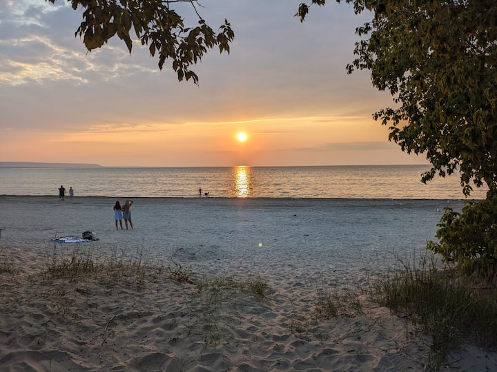 Wasaga Beach, Blue Mountain, Winter/summer Getaway - Wasaga Beach