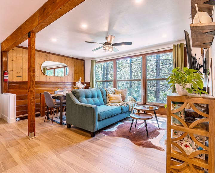 Quiet Cabin W/parking, Air-con, Firepit, Bbq - San Bernardino, CA